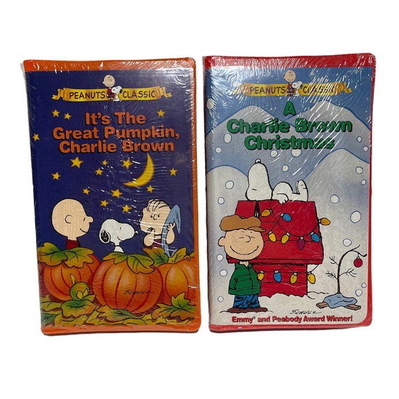 Media | New Factorysealed Bundle Of 2 Peanuts Classics Charlie Brown ...
